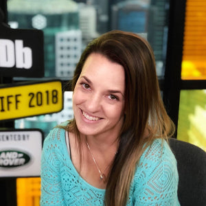 JENNIFER HOOK – Tokina Cinema USA